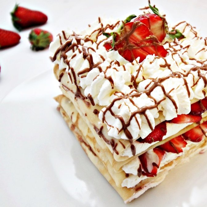 Tort cu Blat de Cafea si Crema de Coniac | Dulciuri | Reteteculinare.RO