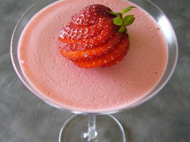 Spuma de capsuni | Spume | Culinar.RO