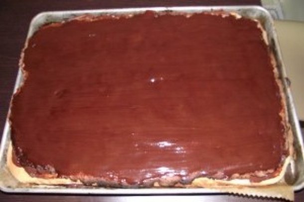 Prajitura cu foi si pandispan | Prajituri | Culinar.RO