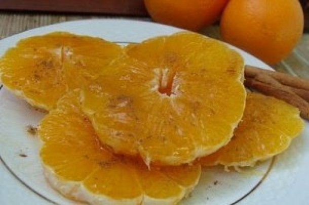 Felii de portocala cu miere si scortisoara | Salate de fructe | Culinar.RO