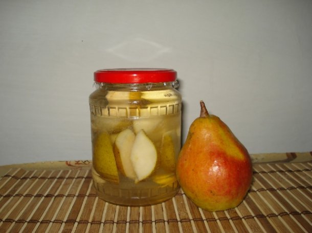 Compot delicios cu pere | Compoturi | Culinar.RO