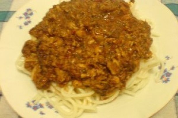 Spaghete milaneze cu pui | Paste si pizza | Culinar.RO