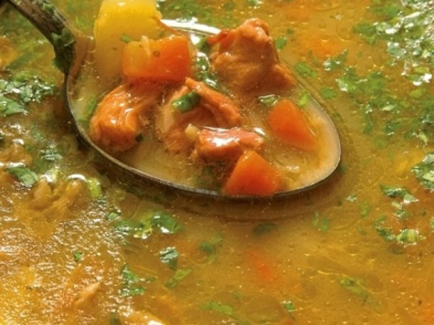 Bors de miel cu leustean si ceapa verde | Ciorbe | Culinar.RO