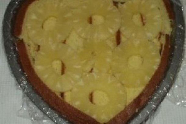 Tort diplomat in forma de inima | Torturi | Culinar.RO