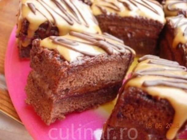 Mini amandine | Prajituri | Culinar.RO