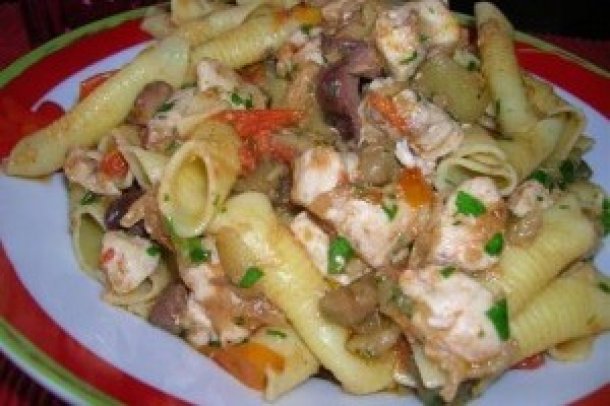 Garganelli (paste) cu peste spada | Paste si pizza | Culinar.RO