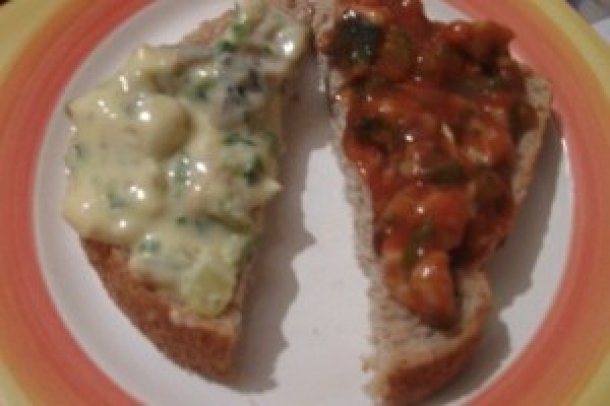 Salata greceasca din hering marinat | Salate cu peste | Culinar.RO