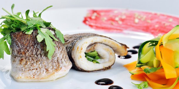 File de dorada cu tagliatele de morcovi si zucchini | Mancaruri cu ...