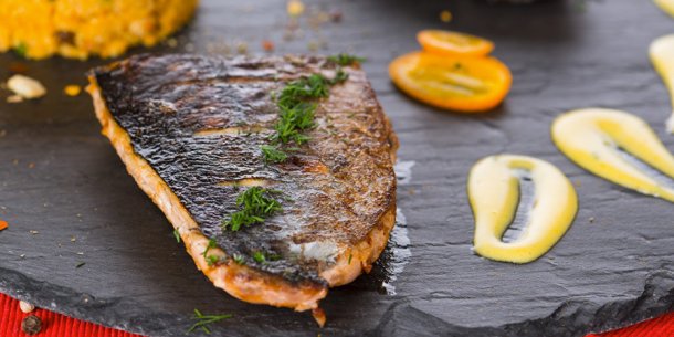 File de ton cu cous cous marocan si sos Hollandaise | Mancaruri cu ...